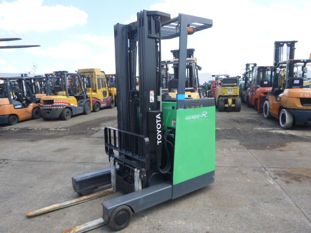 USED REACH TRUCK FORKLIFT TOYOTA 7FBR15 53037 (F.UCHIYAMA & CO.,LTD.)