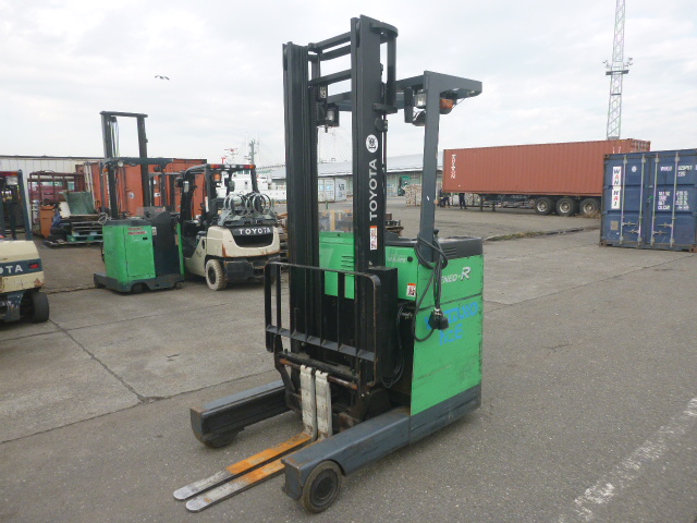 USED REACH TRUCK FORKLIFT TOYOTA 7FBR15 58834 (F.UCHIYAMA & CO.,LTD.)