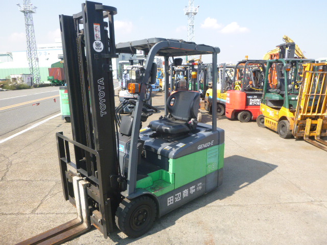 USED COUNTER BALANCE FORKLIFT TOYOTA 7FBE18 60977 (F.UCHIYAMA & CO.,LTD.)