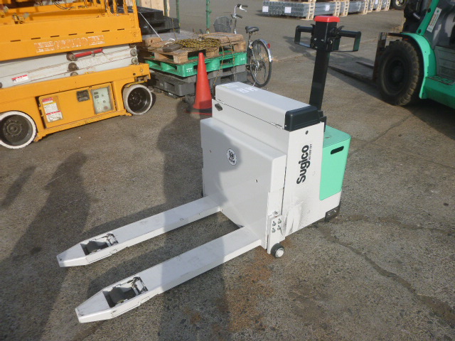 USED PALLET TRUCK FORKLIFT SUGICO LW131AU-570 5C608402 (F.UCHIYAMA & CO ...