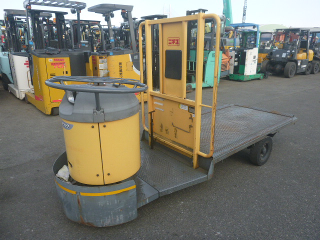 USED MOTOR TRACTOR NYK HT10-70-191 471AB3148 (F.UCHIYAMA & CO.,LTD.)