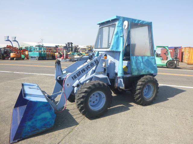 USED WHEEL LOADER TCM 808A 61305081 (F.UCHIYAMA & CO.,LTD.)