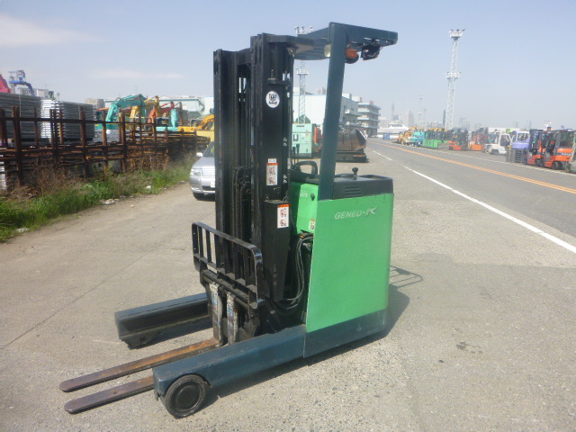 USED REACH TRUCK FORKLIFT TOYOTA 7FBR18 13797 (F.UCHIYAMA & CO.,LTD.)