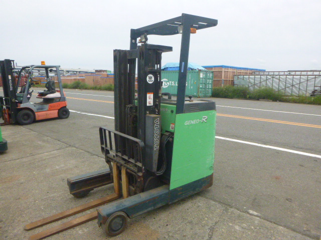 USED REACH TRUCK FORKLIFT TOYOTA 7FBR15 16371 (F.UCHIYAMA & CO.,LTD.)