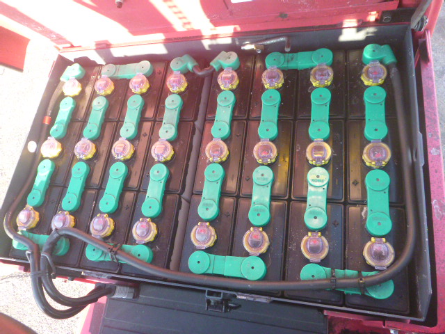 USED COUNTER BALANCE FORKLIFT TOYOTA 3FB9 51529 (F.UCHIYAMA & CO.,LTD.)