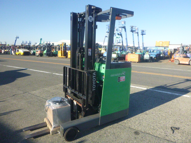 USED REACH TRUCK FORKLIFT TOYOTA 7FBR14 50653 (F.UCHIYAMA & CO.,LTD.)