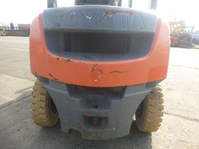 USED DIESEL FORKLIFT TOYOTA 52-8FD20 17271 (F.UCHIYAMA & CO.,LTD.)