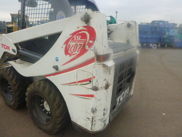 USED SKID STEERING LOADER TCM 707 56S01669 (F.UCHIYAMA & CO.,LTD.)