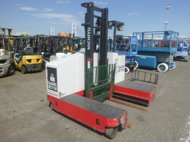 USED SIDE LOADER FORKLIFT NYK FBS15-75B-400 133AE-0258 (F.UCHIYAMA & CO ...