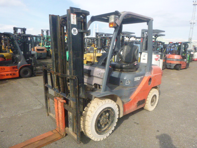 USED DIESEL FORKLIFT TOYOTA 52-8FD30 10942 (F.UCHIYAMA & CO.,LTD.)