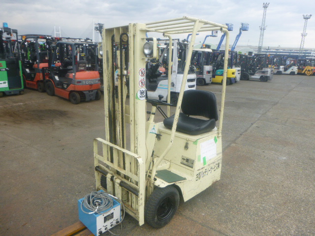 USED COUNTER BALANCE FORKLIFT KOMATSU FB05-2 3499 (F.UCHIYAMA & CO.,LTD.)