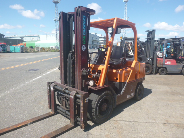 USED DIESEL FORKLIFT UNICARRIERS FD30T5 2SC-00114 (F.UCHIYAMA & CO.,LTD.)