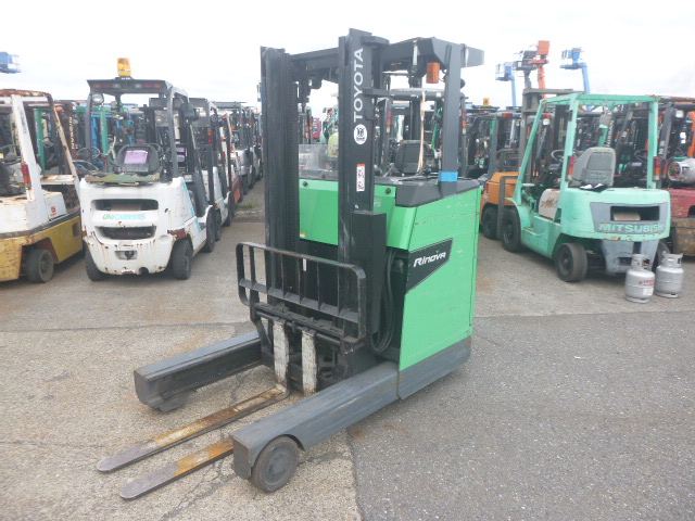 USED REACH TRUCK FORKLIFT TOYOTA 8FBR18 10545 (F.UCHIYAMA & CO.,LTD.)